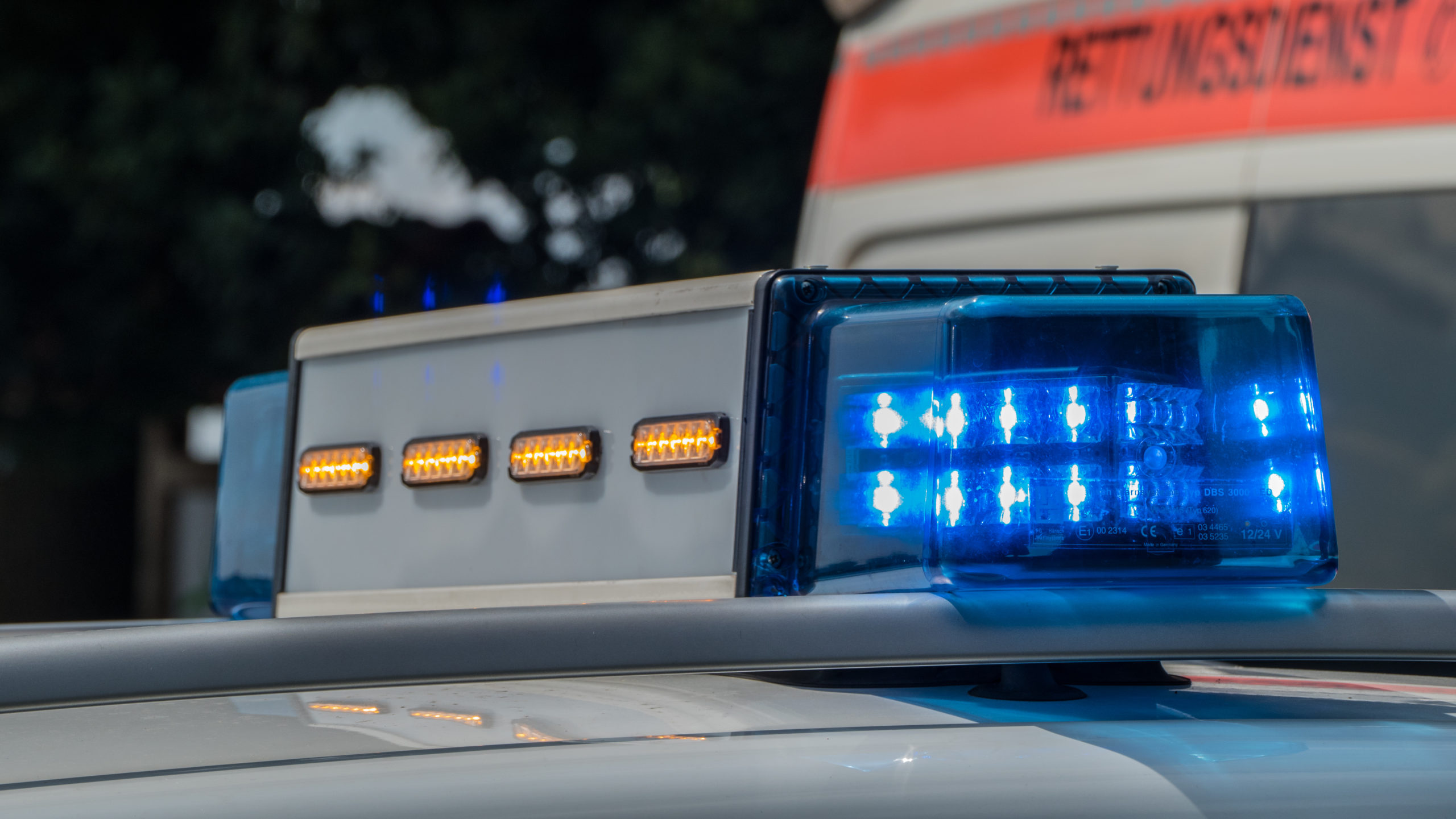 FIN6 LED-Frontblitzer gelb – Set 911Signal – ultraflach – TRELA ...